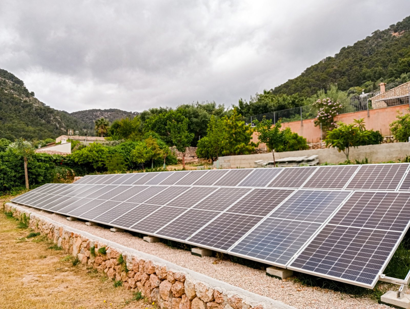 Autoconsumo Solar de 16 kW con 10.2 kW de acumulación - InSolar